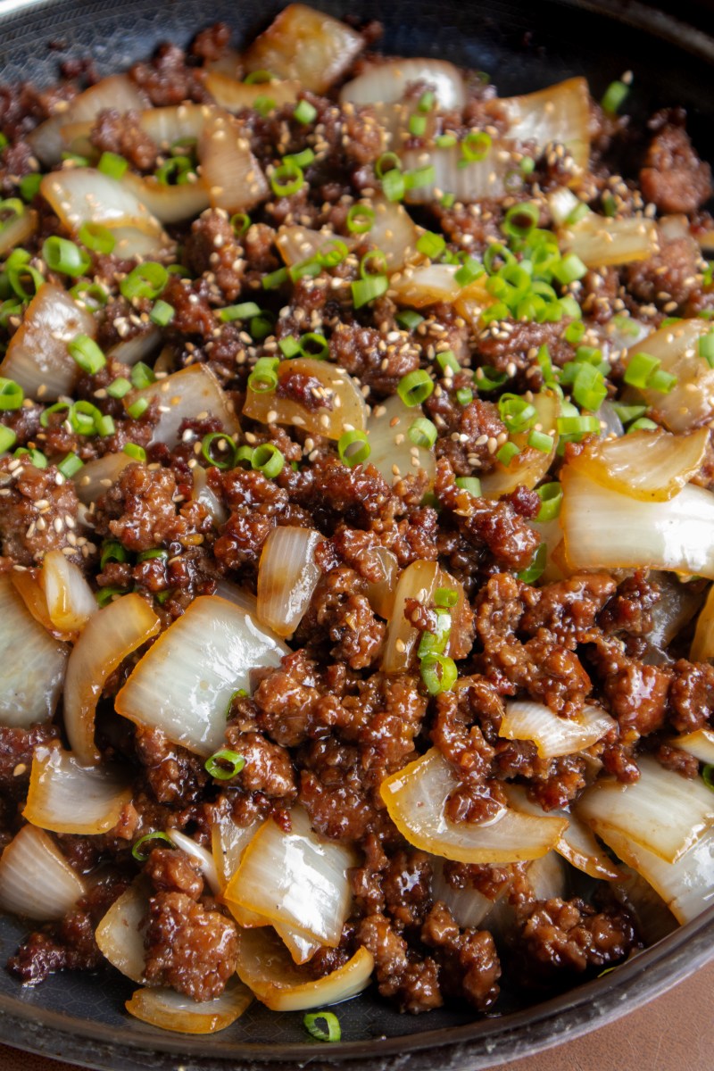 Easy Ground beef with Onions (Korean-Inspired style) - Alena's Home Cooking